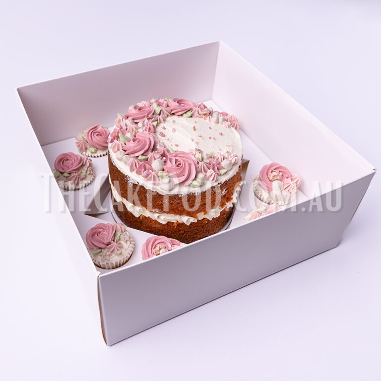 Bento box insert for 8 mini cupcakes and 5 inch Bento cake