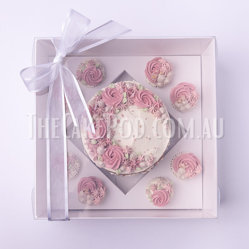 Bento box insert for 8 mini cupcakes and 5 inch Bento cake