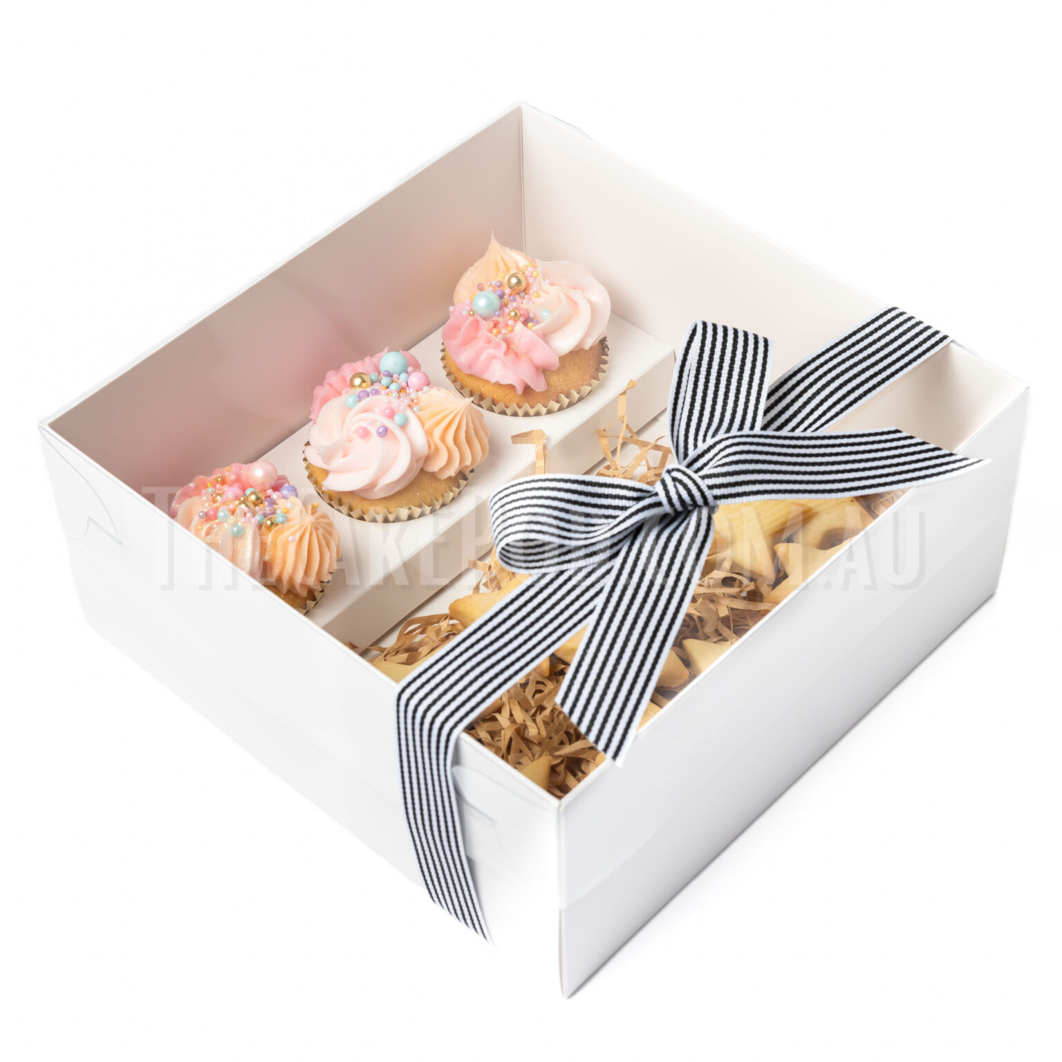 Bento box insert for 3 standard-size cupcakes